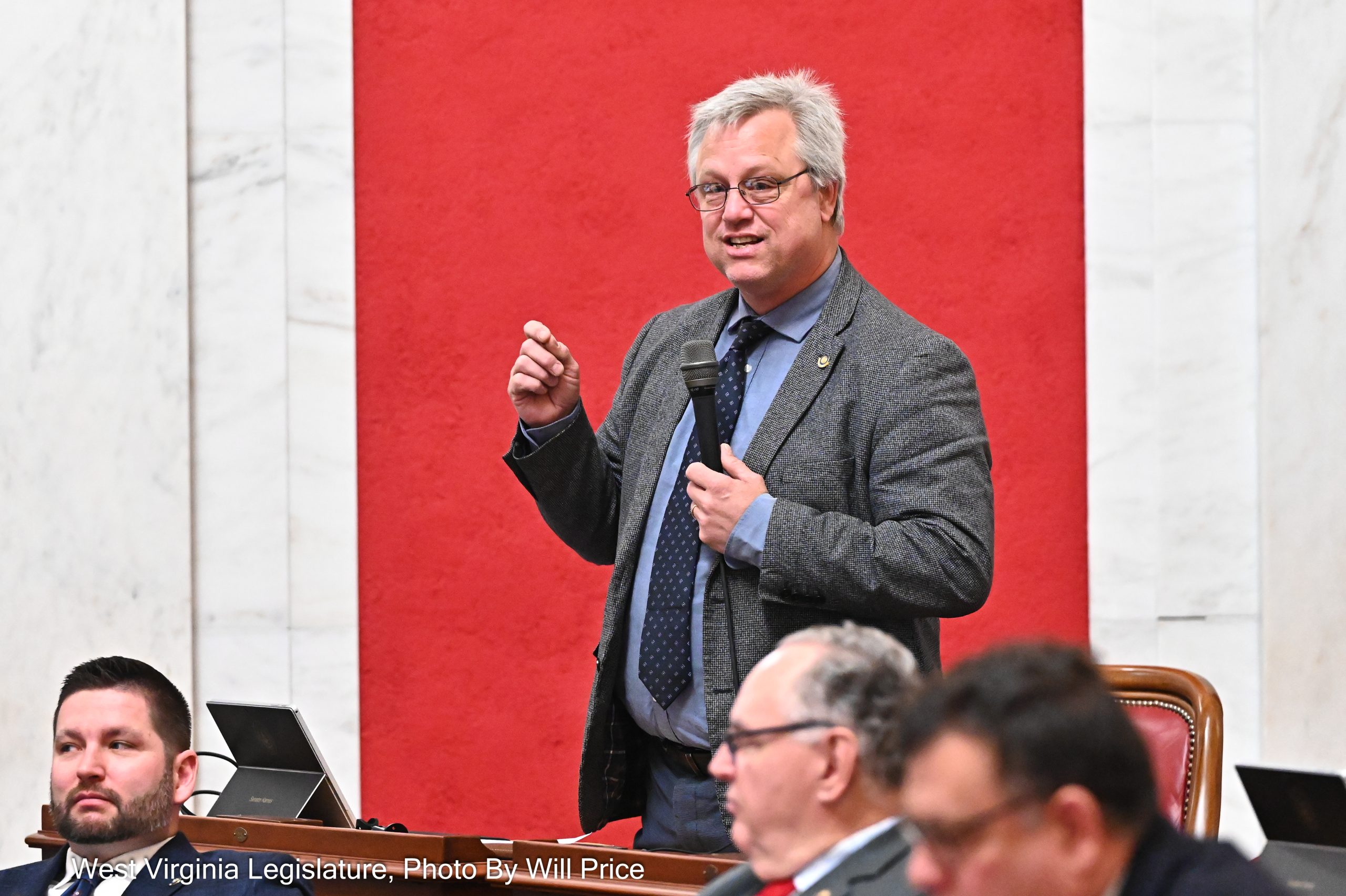 Senate passes 'pro-life bill' requiring eighth graders to watch a ...