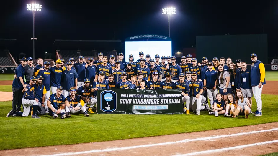 Mountaineers win again, advance to Super Regionals – The Real WV