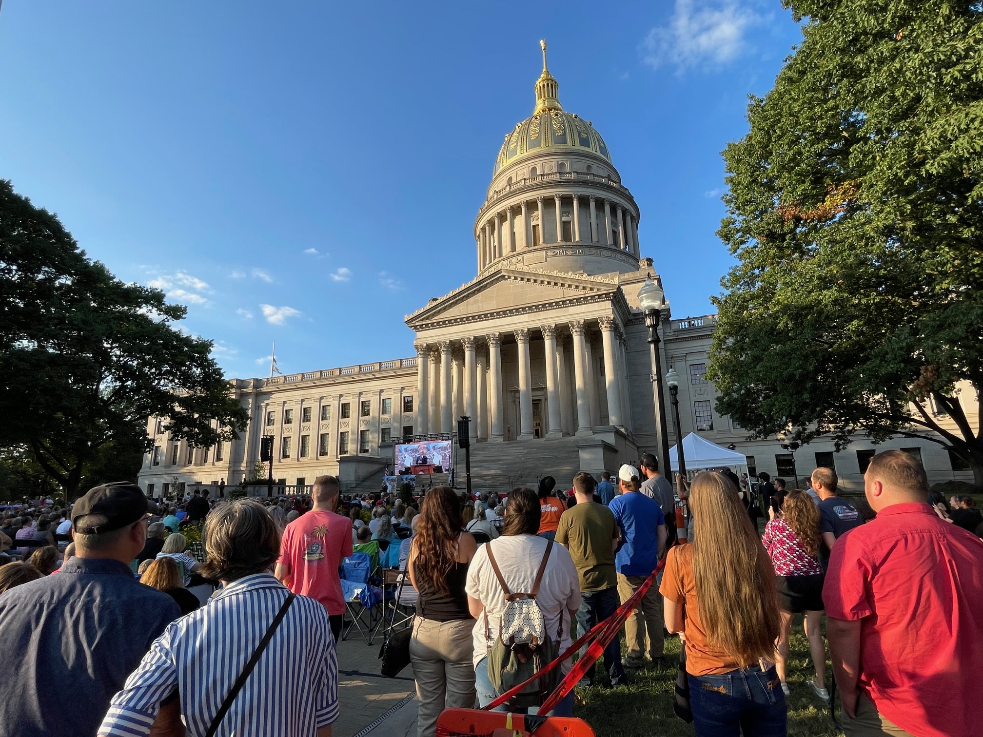 Charlie Kirk memorial vigil draws large crowd to Charleston – The Real WV